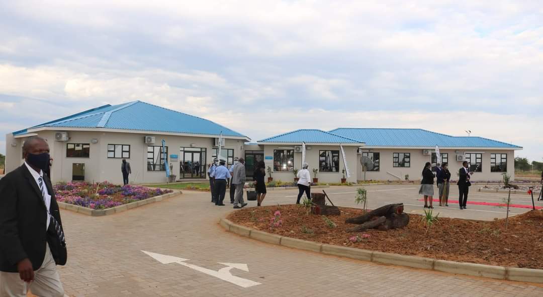 Debswana builds clinic in Maboane.